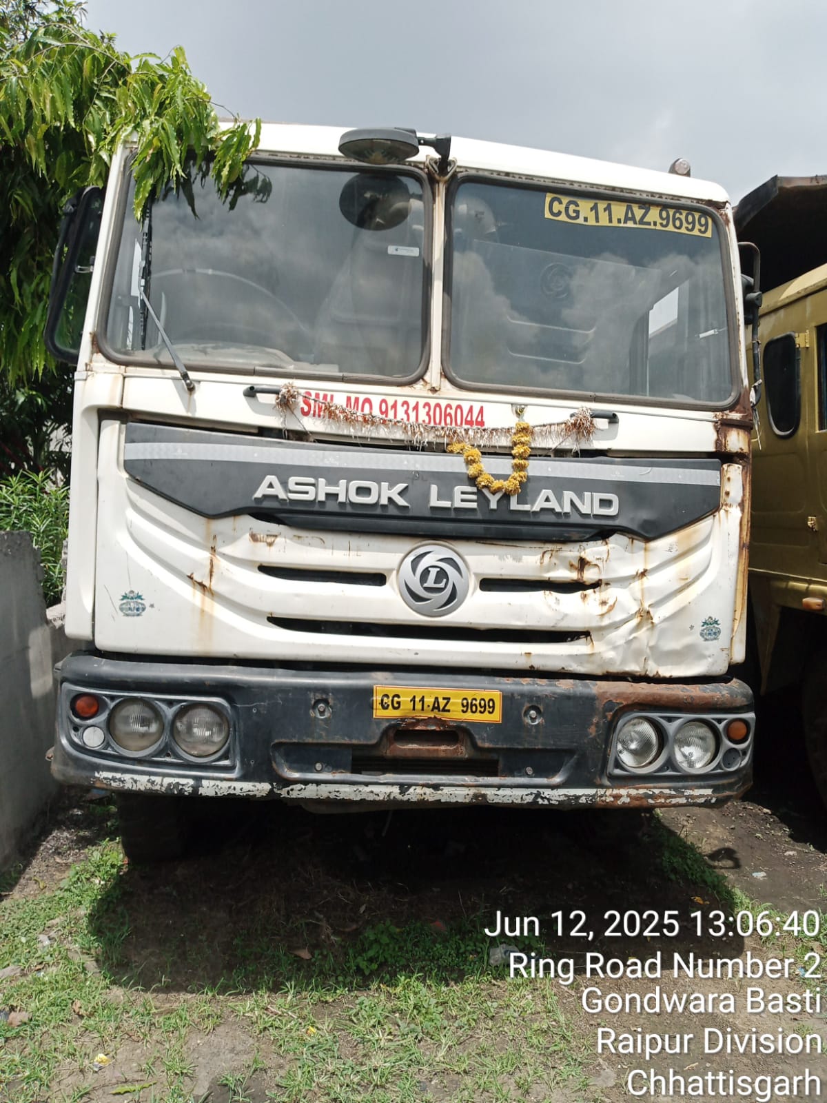 ASHOK LEYLAND – DEKHO CAR